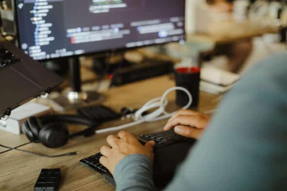Mock a DbContextFactory for Repository Unit Tests in .Net Core